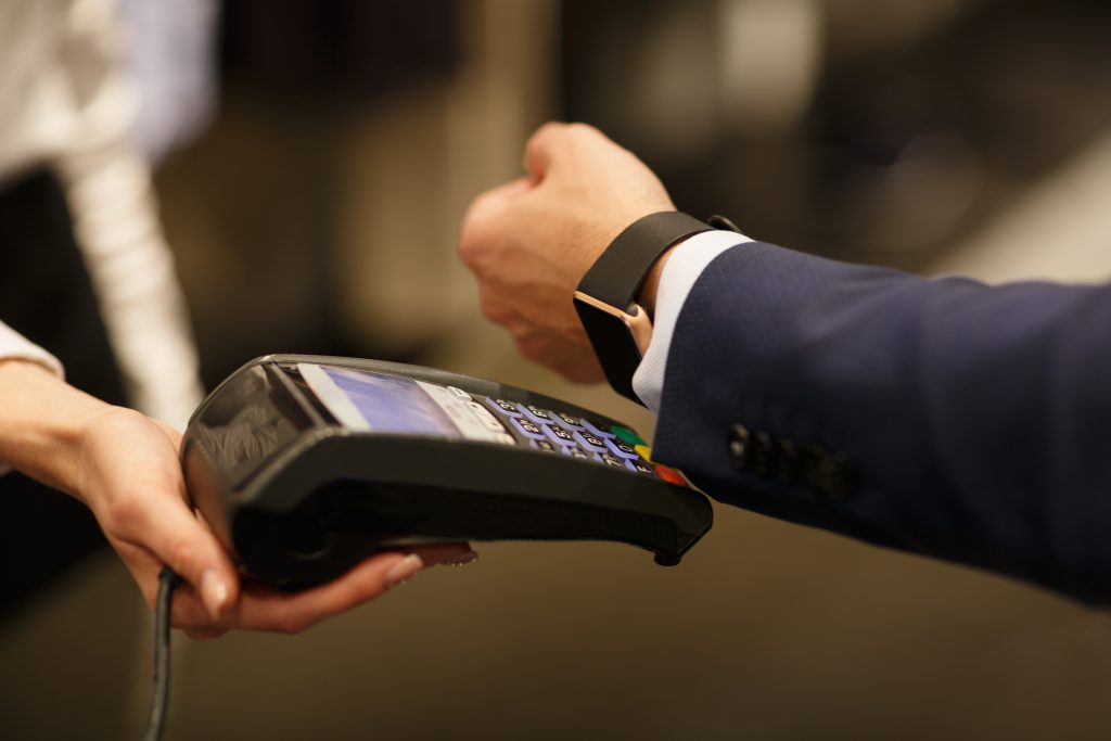 ‘Watch’ out - Apple Pay and Google Pay accepted on Worldline payment ...